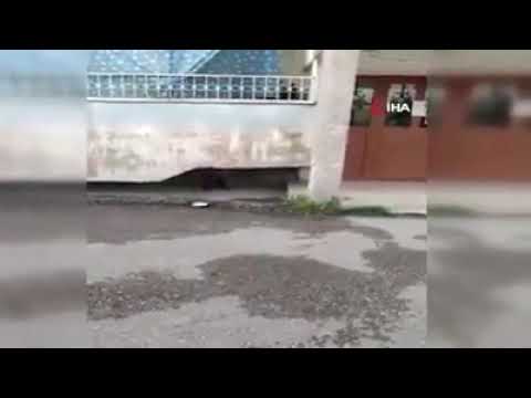 Türk polisi yakalar 😊🇹🇷👮❤️👦😊