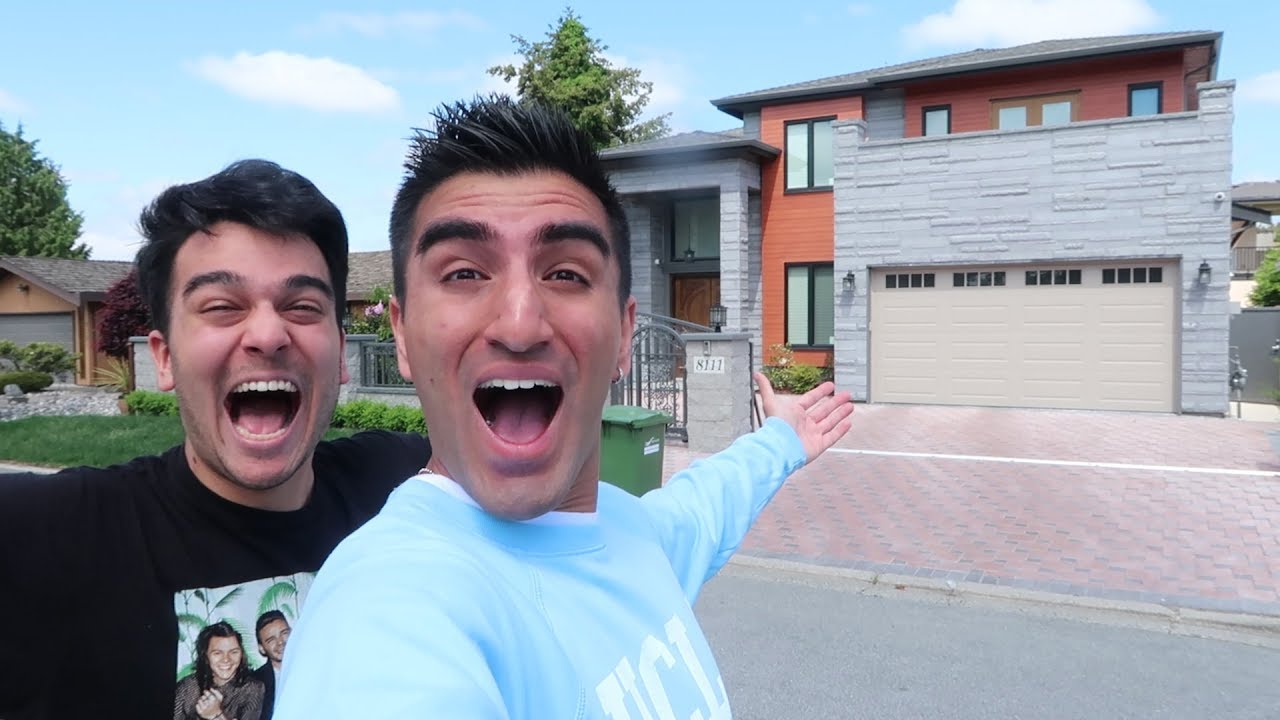 NEW HOUSE TOUR ft. Derek Gerard - YouTube