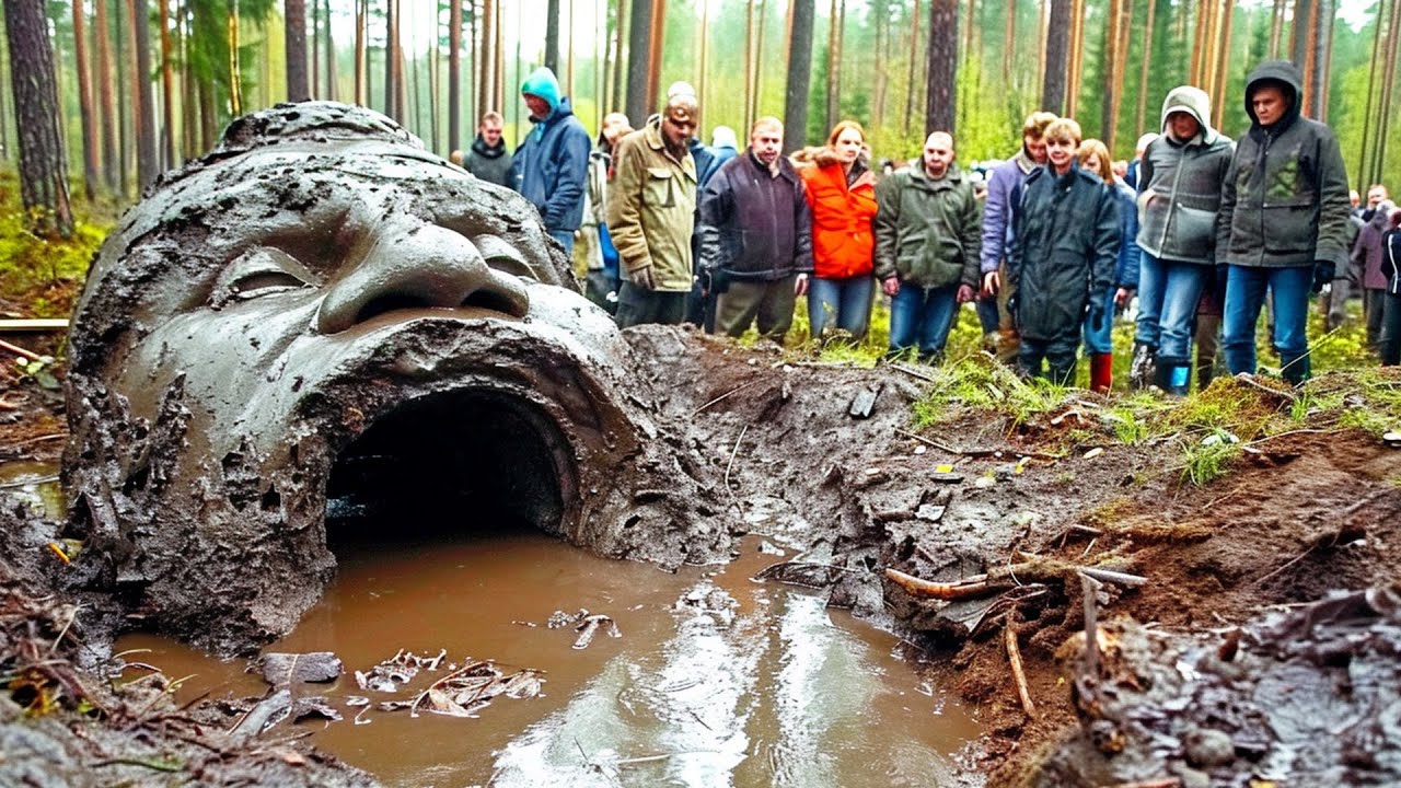 They Just Captured It in the Mud and Nobody Can Believe It - YouTube