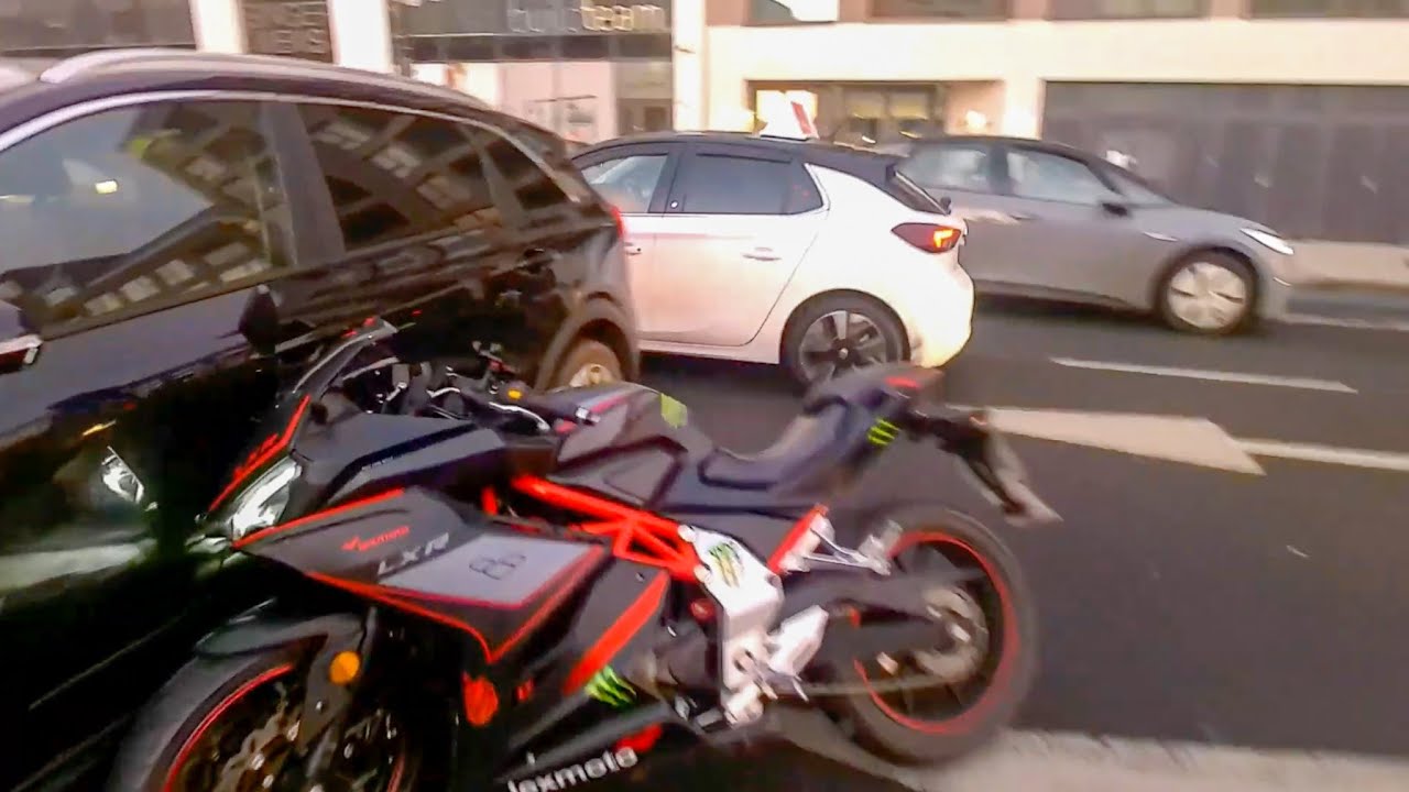 MOTORCYCLE CRASH & CLOSE CALLS COMPILATION 🔥 Ep #2 - YouTube