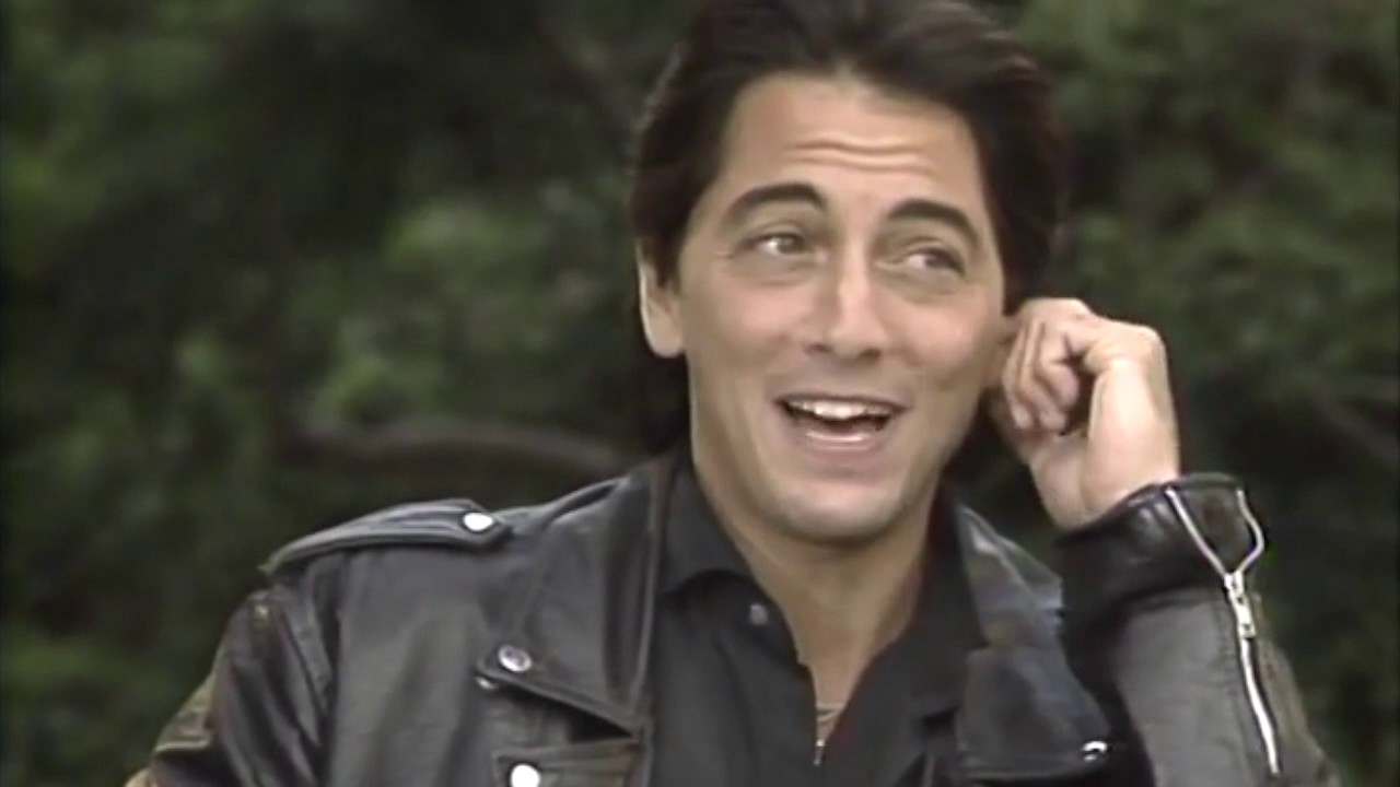 Scott Baio "I got the sweats when I met Al Pacino". - YouTube