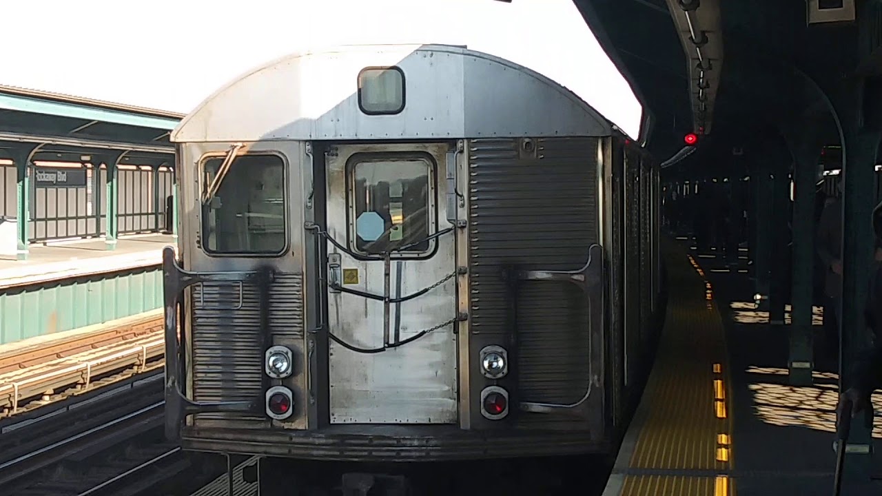 (PRG Travels On) R32 A Train Leaving Rockaway BLVD Station - YouTube