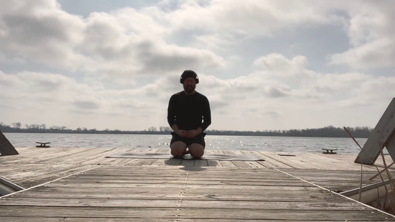 25 Minute Warm Up Vinyasa Yoga | 5 Variations of Sun Salutation A | 3 ...