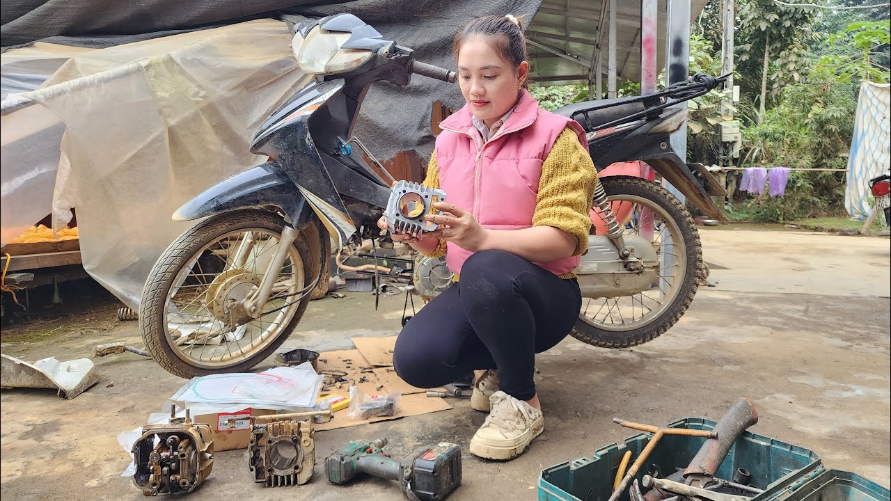 Repairing HONDA wave 110cc engine to help neighbor - YouTube