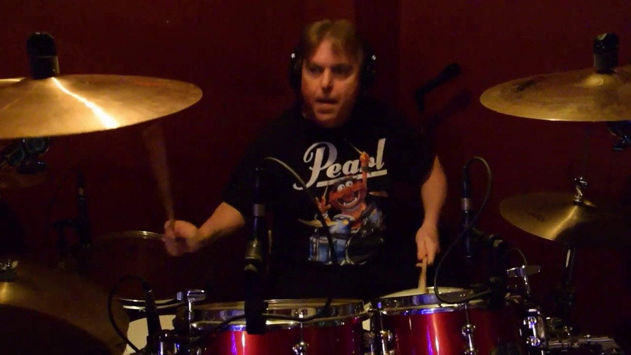 Rolf Fiesel plays Superstition - YouTube