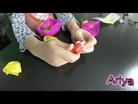 Ariya Opens Her First Four Shopkins: Season 2 Characters