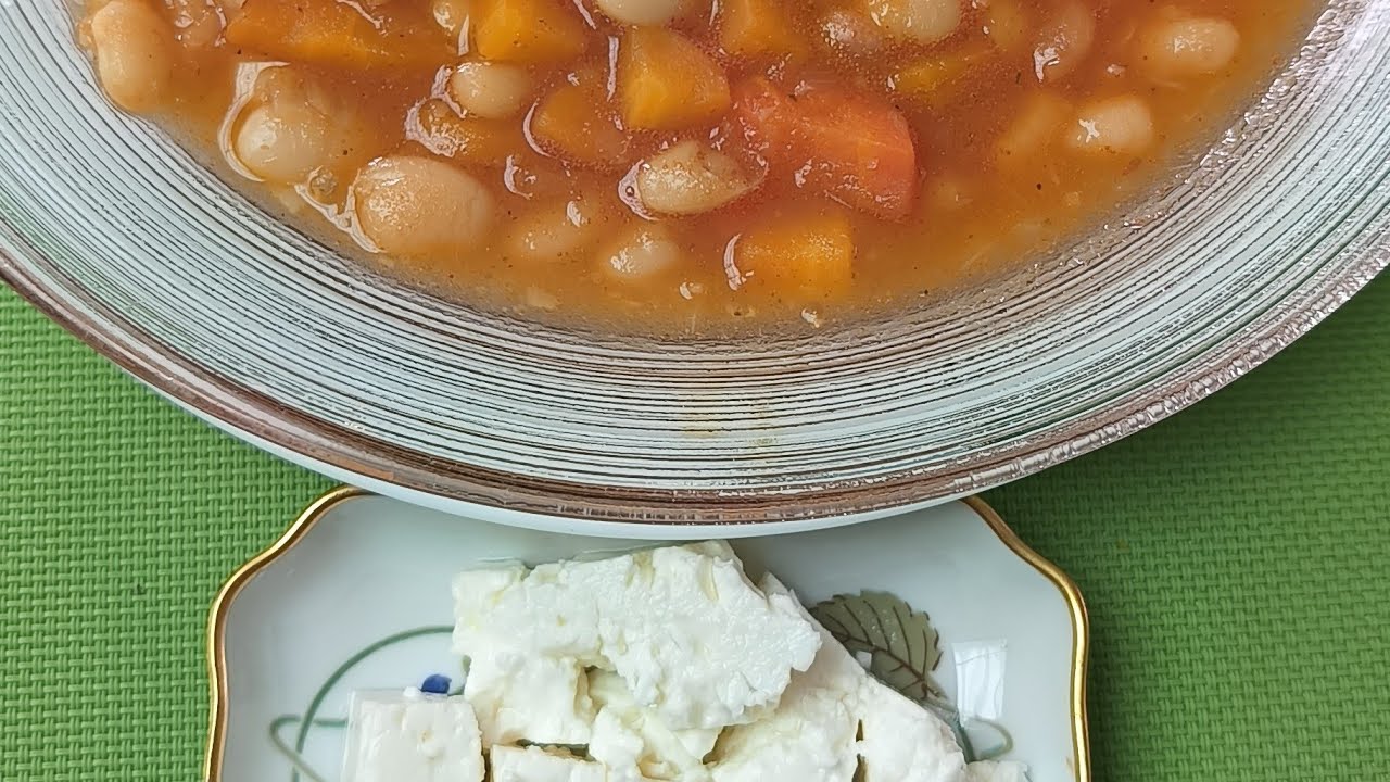 ASMR-GREEK TRADITIONAL FOOD FASOULADA-WHITE BEANS COOKING #traditional# ...