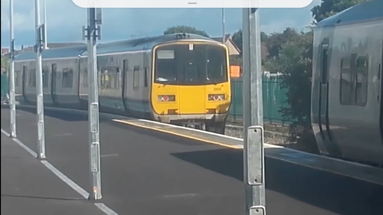 Irish Rail Passenger Services Arriving and Departing Limerick Colbert ...