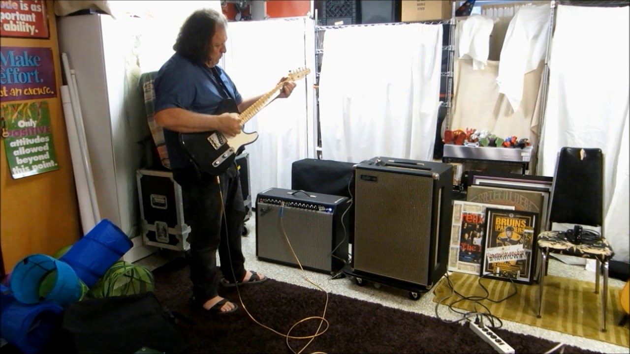 Leslie Model 18 Demonstration- Wish You Were Here - YouTube