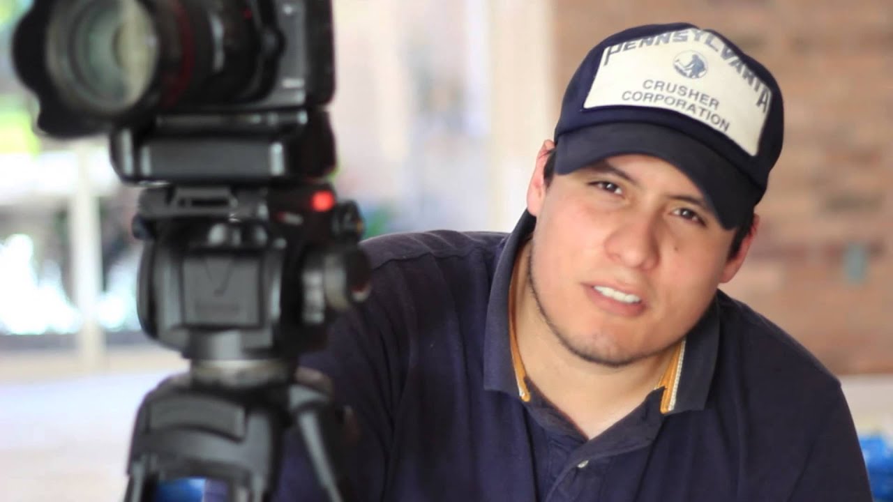 Shuy Torres backstage "La niña de mis sueños" #POPU Magazine - YouTube