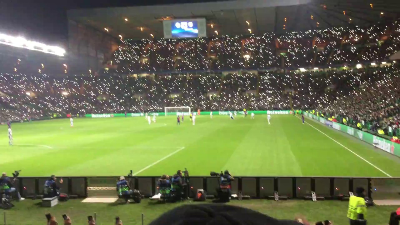 Celtic v Barcelona (0-2) (23/11/16) "Champions 67" Light Show ...