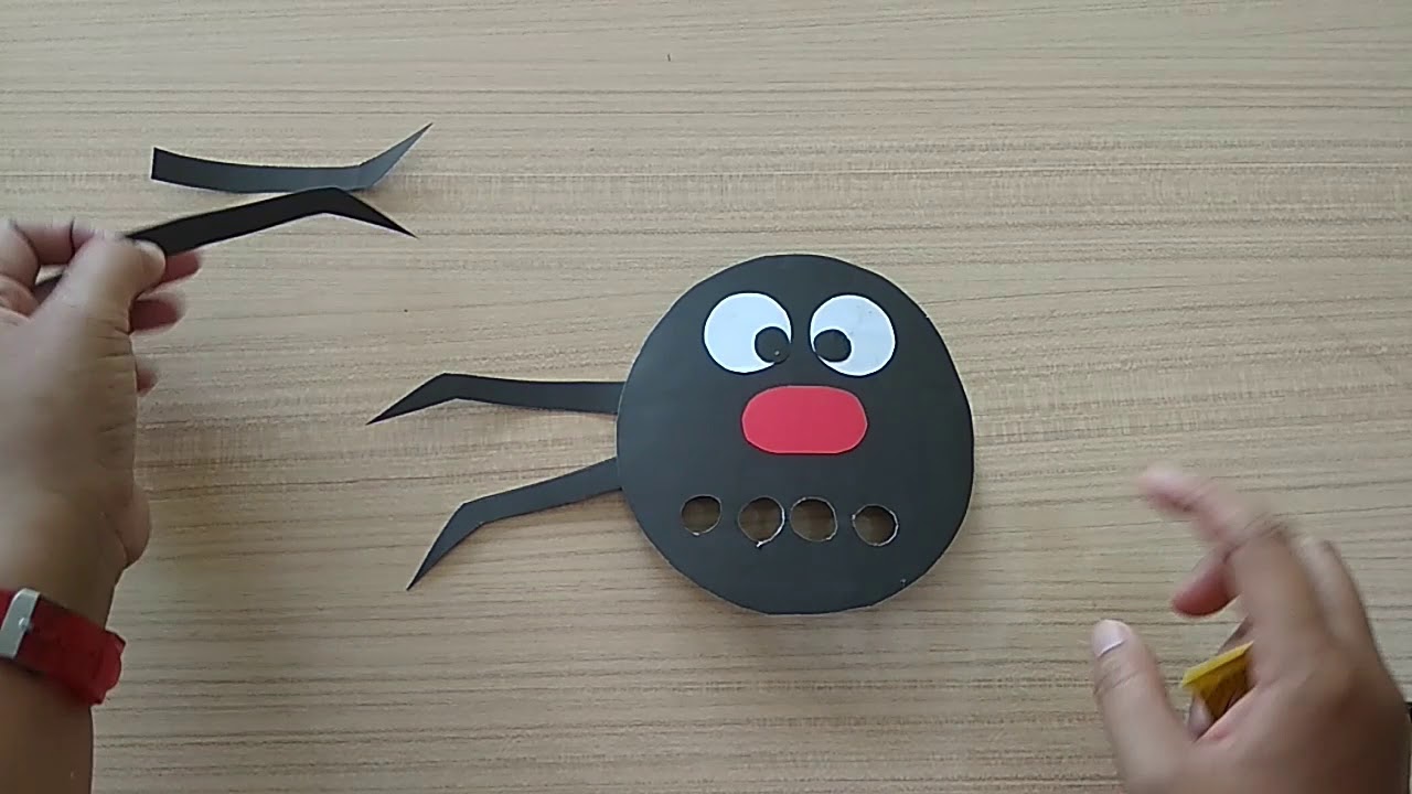 Itsy Bitsy Spider Finger Puppet - YouTube