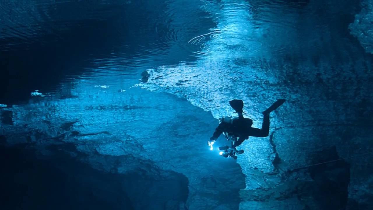 Existe un Gran Océano en el Interior de la Tierra - YouTube