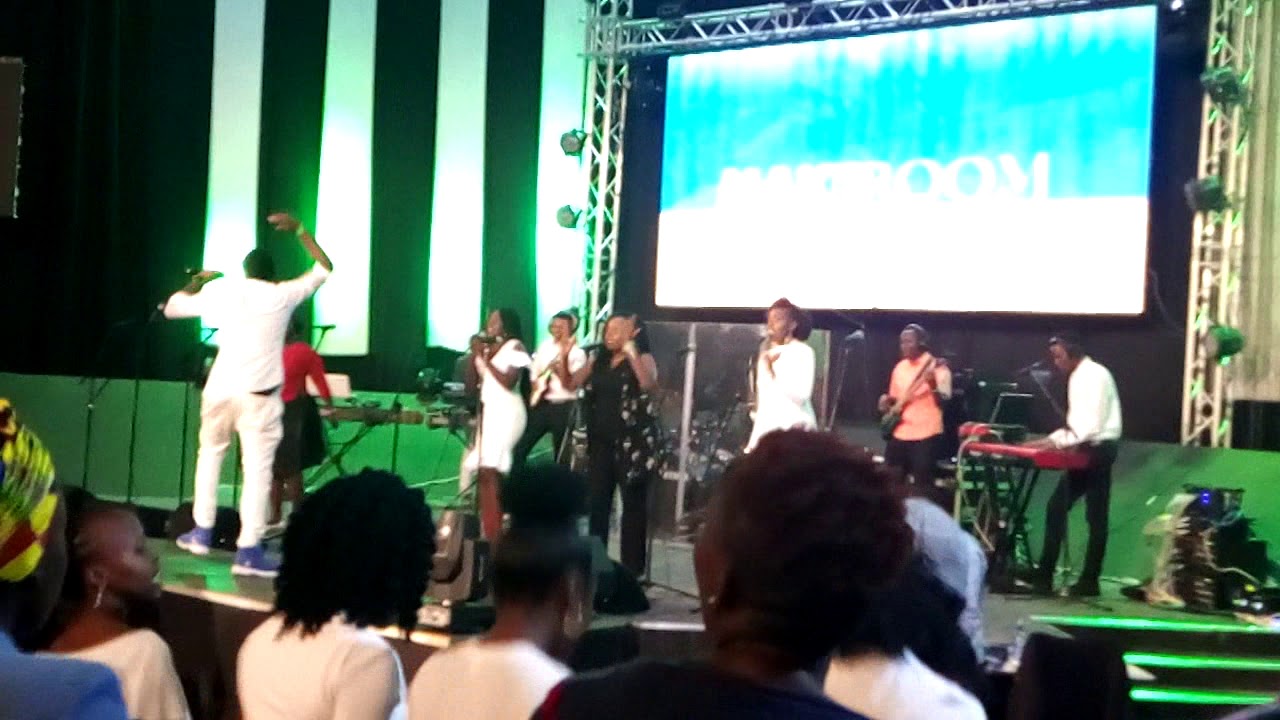 Make room 2019// Mike Manoa 😍😍😍 - YouTube