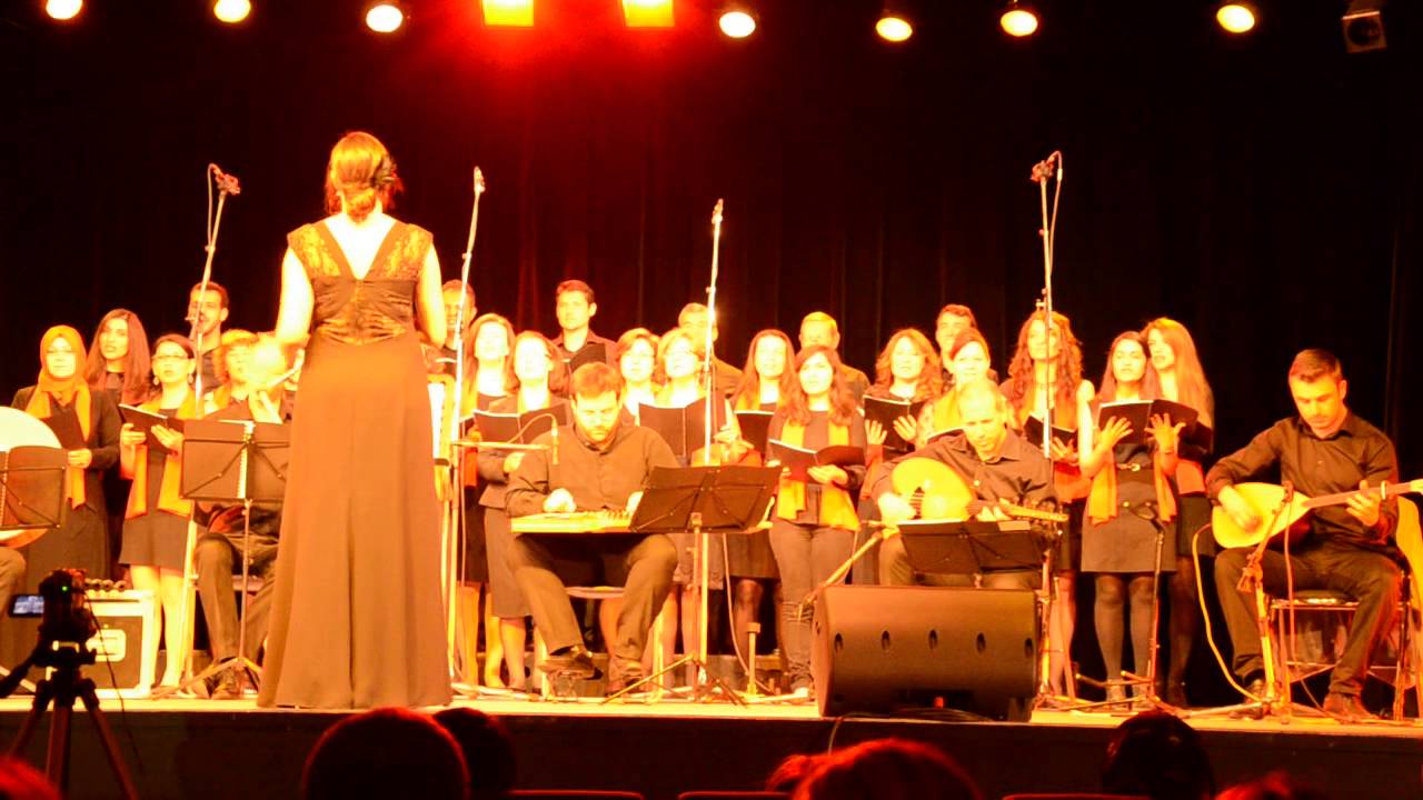 Chorale de musique Turque à Paris - Entarisi ala benziyor - YouTube