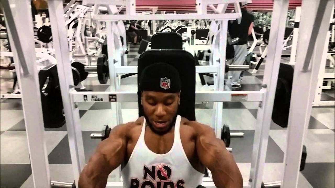 Flat Hammer Strength Press - YouTube