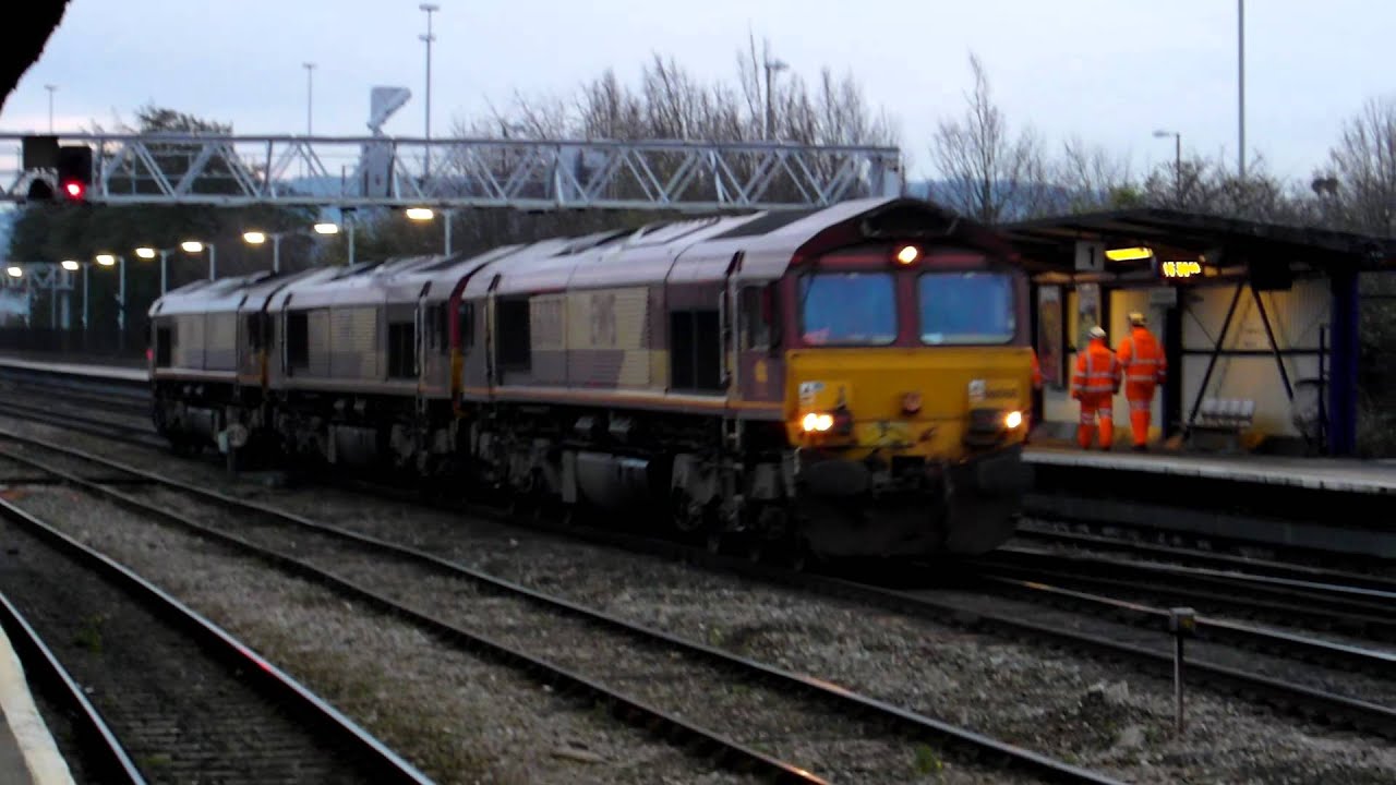 DBS EWS livery class 66 convoy 66068 + 66112 + 66013 with door swop at ...