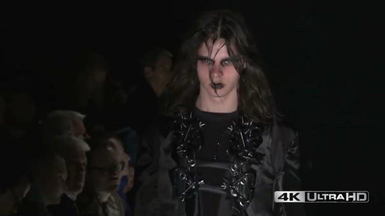 Comme des Garçons Homme Plus - AW19 Collection Runway Show - 4k Ultra ...