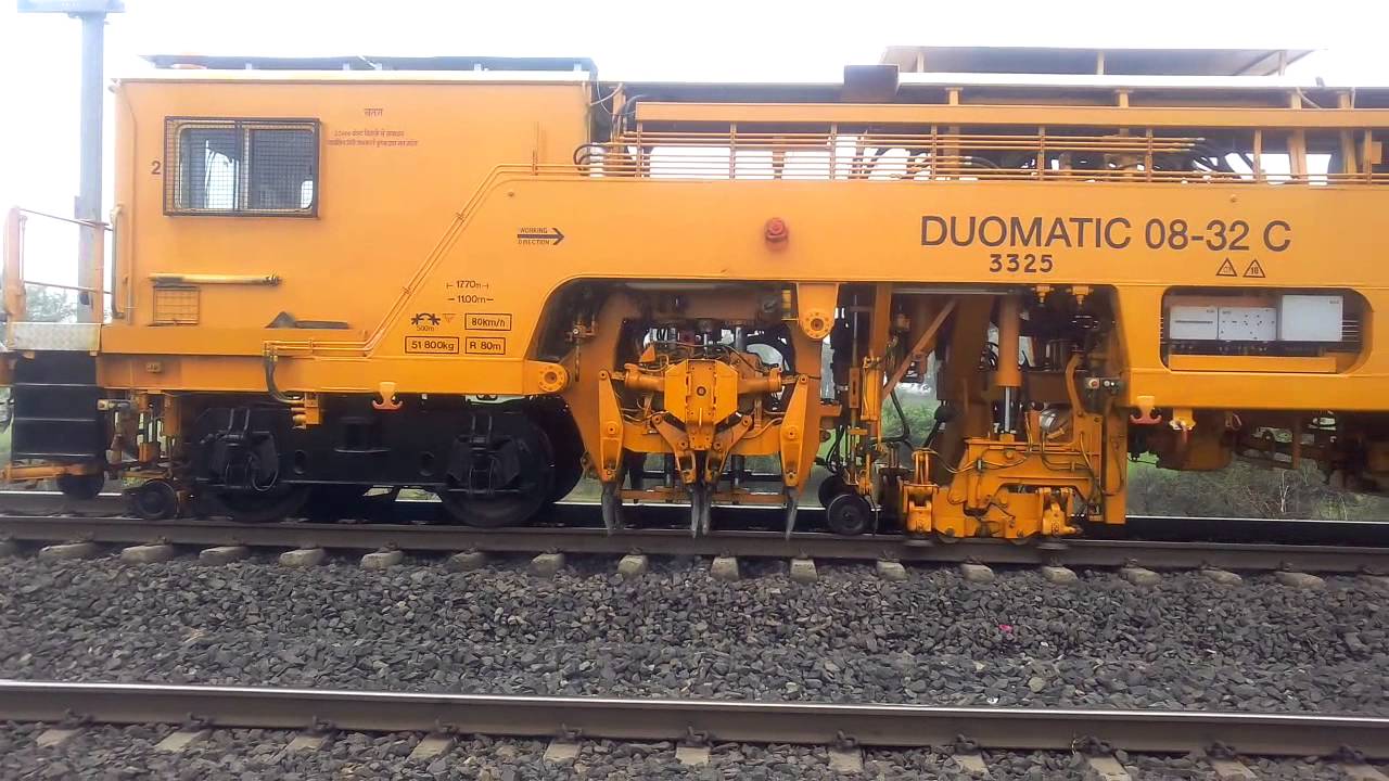 Duomatic machine working between Sumer - Sorai section - YouTube