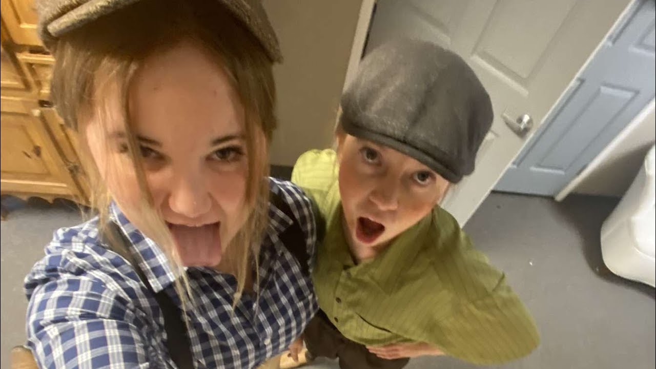 NEWSIES, SPLASHER Vlog! - YouTube