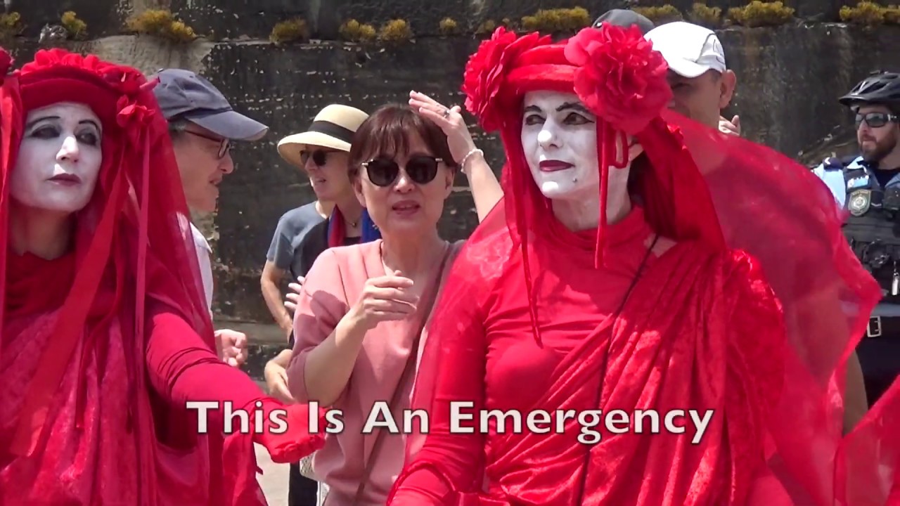 Extinction Rebellion flash mob - Sydney Opera House - This Is An ...