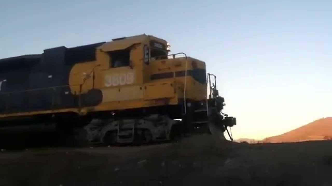 tren tijuana via corta / 3808 LTEX / BNSF 496331 / BNSF 564016 / GATX 9653 / UTLX 901073. - YouTube