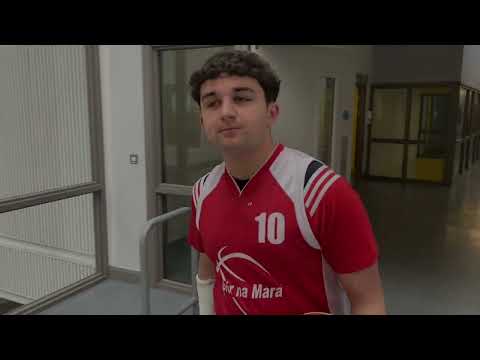 Fógra do High School Musical le Coláiste Ghlór na Mara