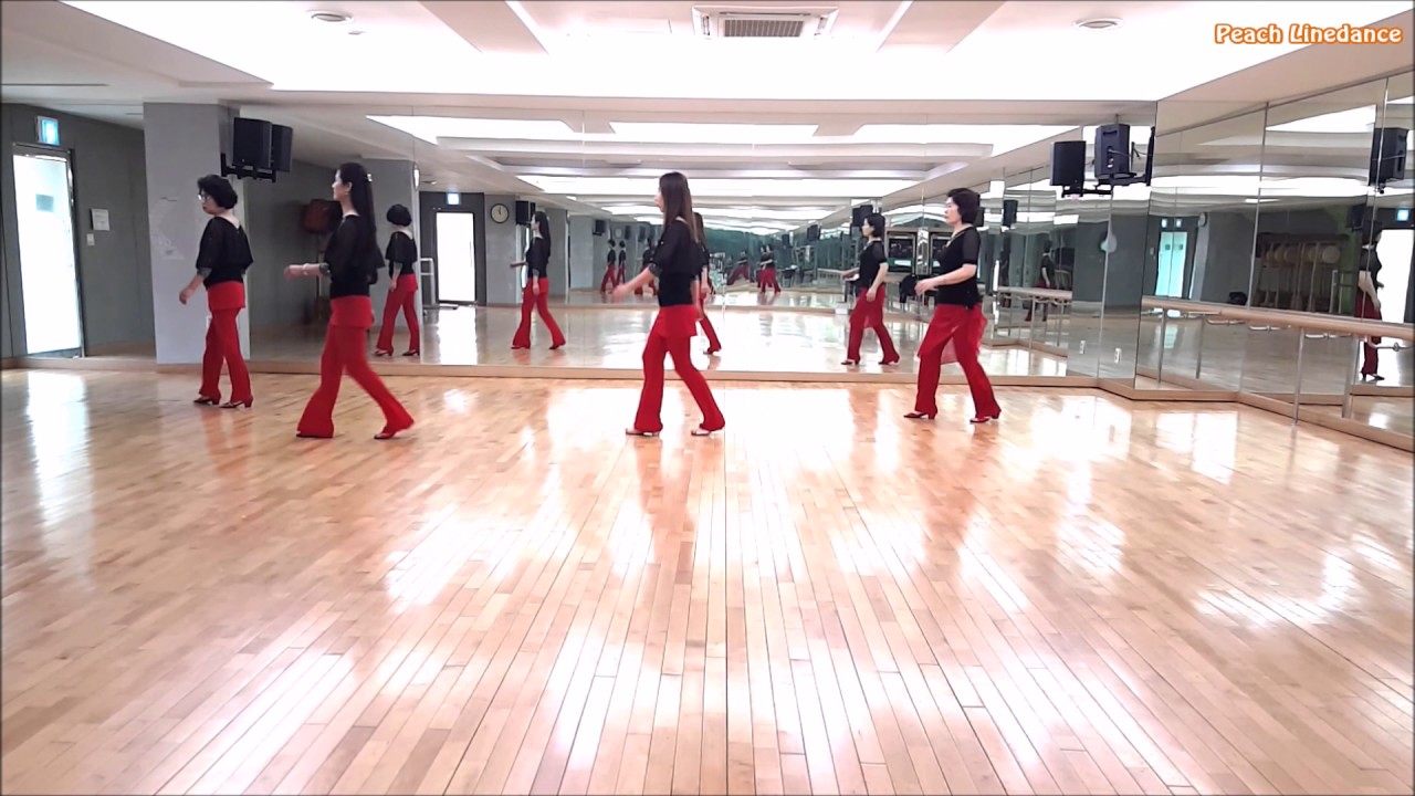 A Show of Burlesque Line Dance - YouTube