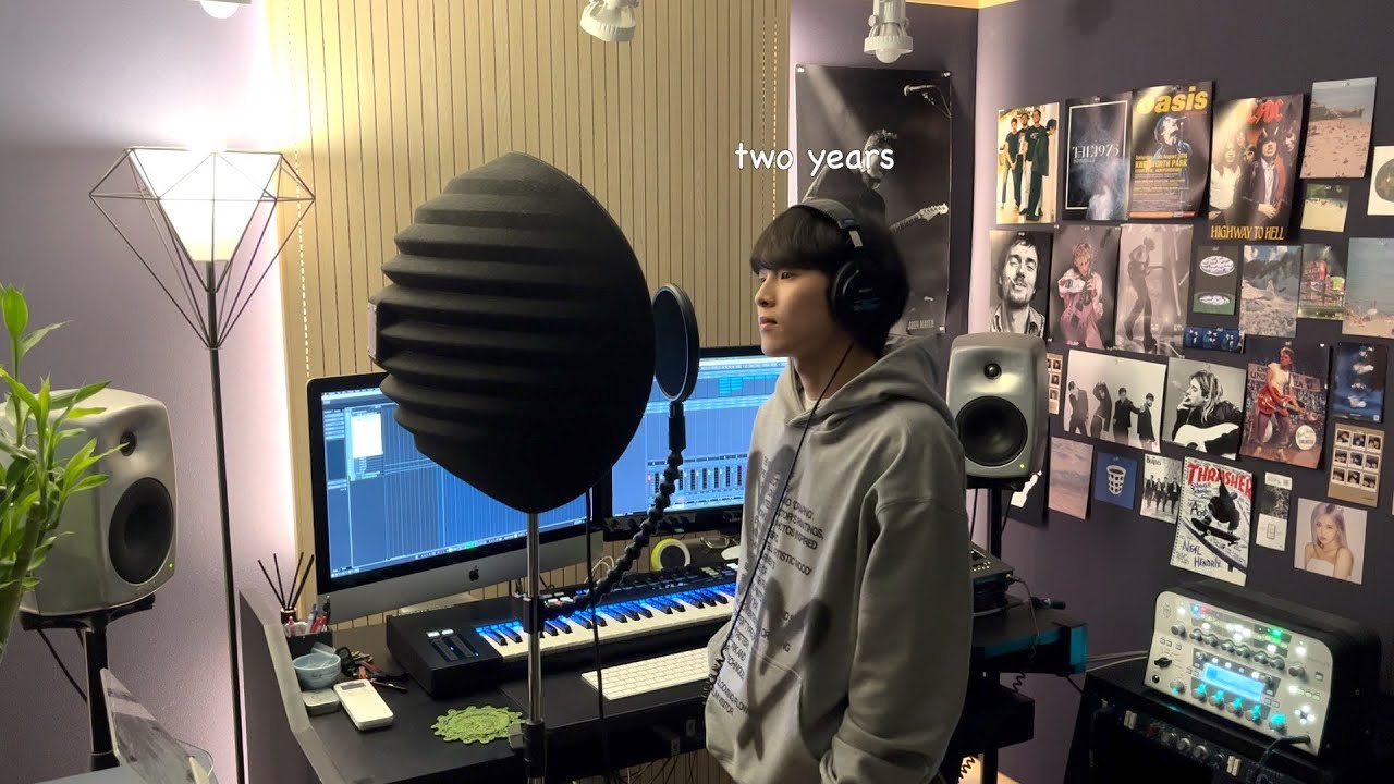 ROSÉ - two years (Cover) - YouTube