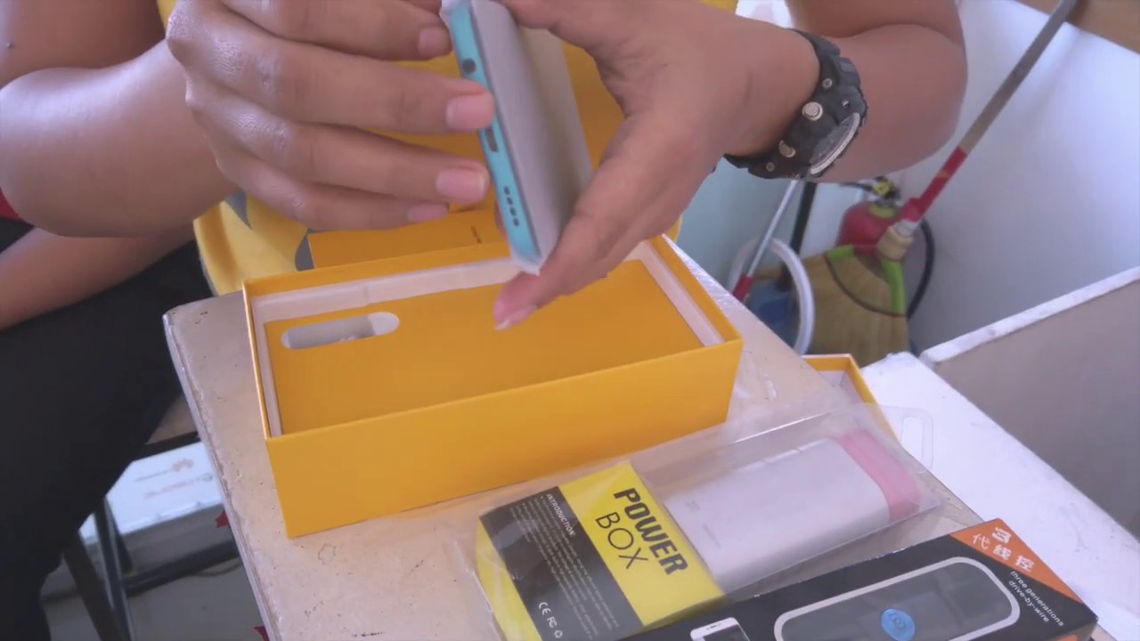 Realme 5i unboxing - Budget meal smartphone with freebies pa! - YouTube