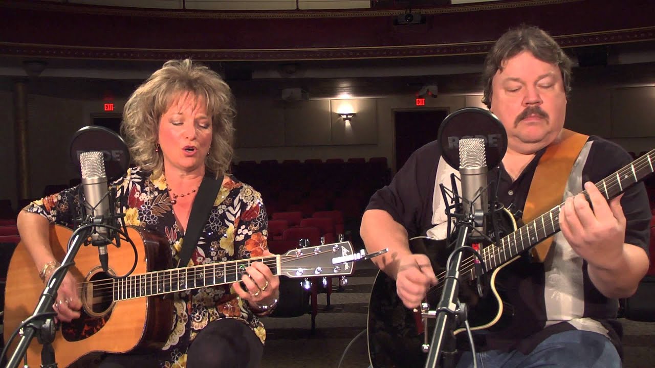 Tracy Reynolds / NW Songwriter Sessions - YouTube