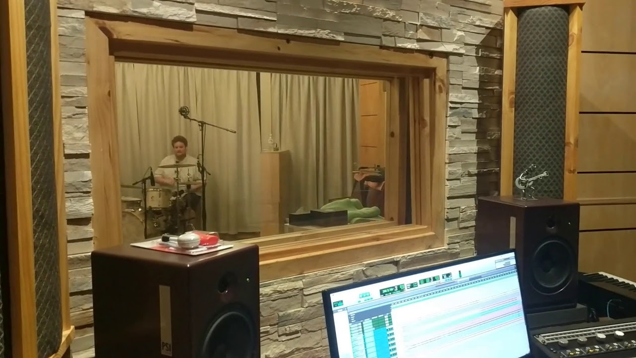 Recording Drums at Underground Recording Studios - YouTube