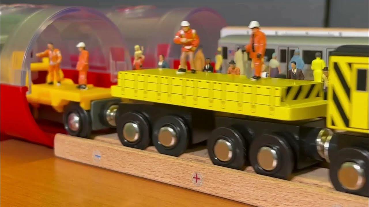 Munipals MTA Work Train Hauls R62 1 Train At Time Sq 42nd Street - Subway Mini Clip DONE - YouTube