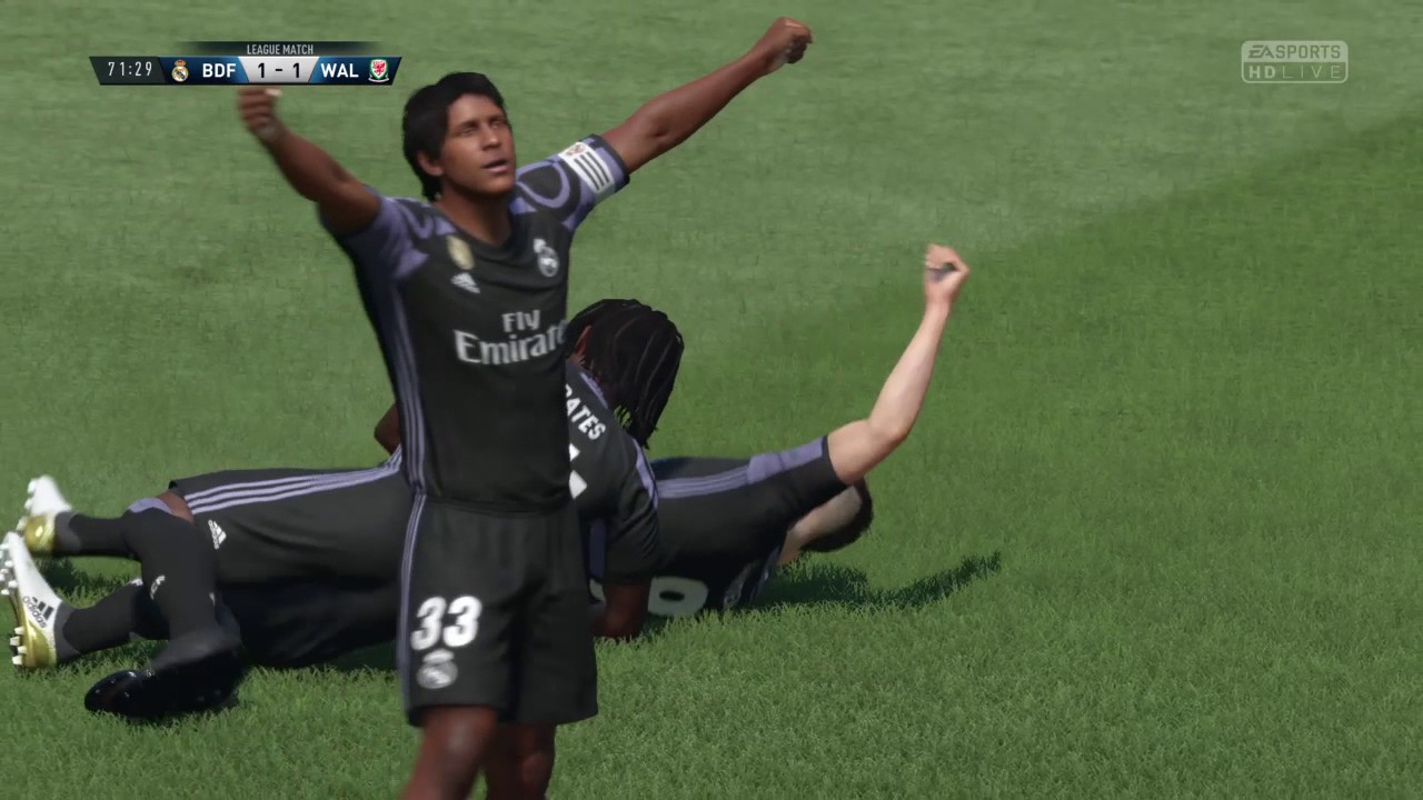 FIFA 17 Pro Clubs - Papi strong run and dish - YouTube