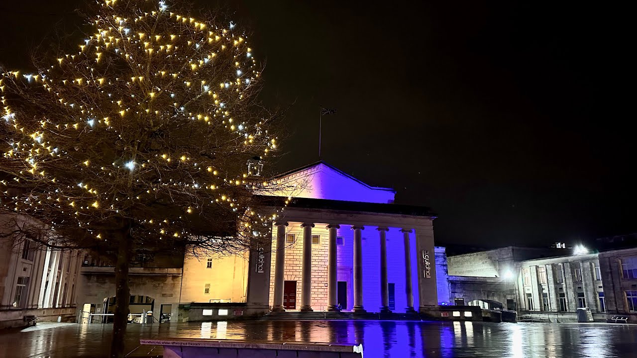 Festive Southampton: Christmas Walk in City Centre SO - YouTube