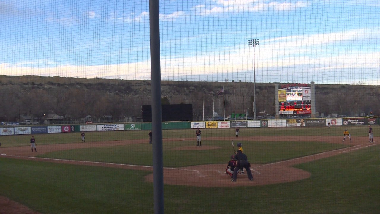 MSUB Baseball Casey Merritt Walk-Off Triple 3/24/17 - YouTube