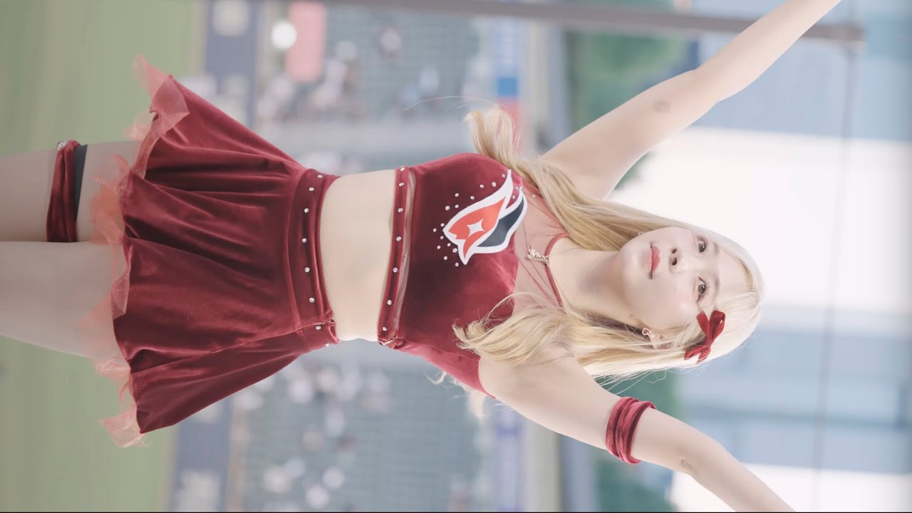 역시 조예린 KT 위즈 치어리더 직캠 20240528 Cheerleader Yerin Cho fancam - YouTube
