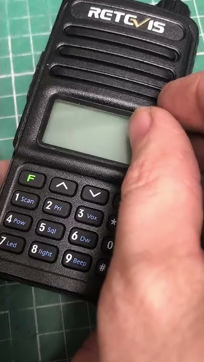 ASMR? Unboxing a Retevis RT85 radio - YouTube