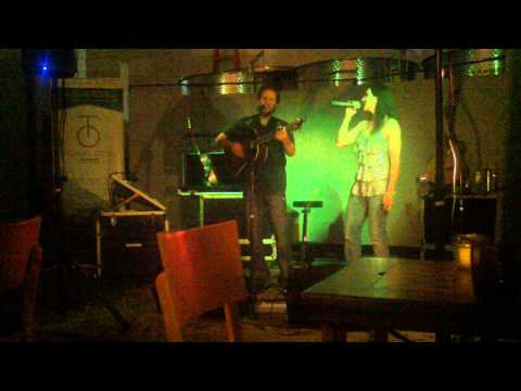 2011-12-02_21-05-53_235.3gp