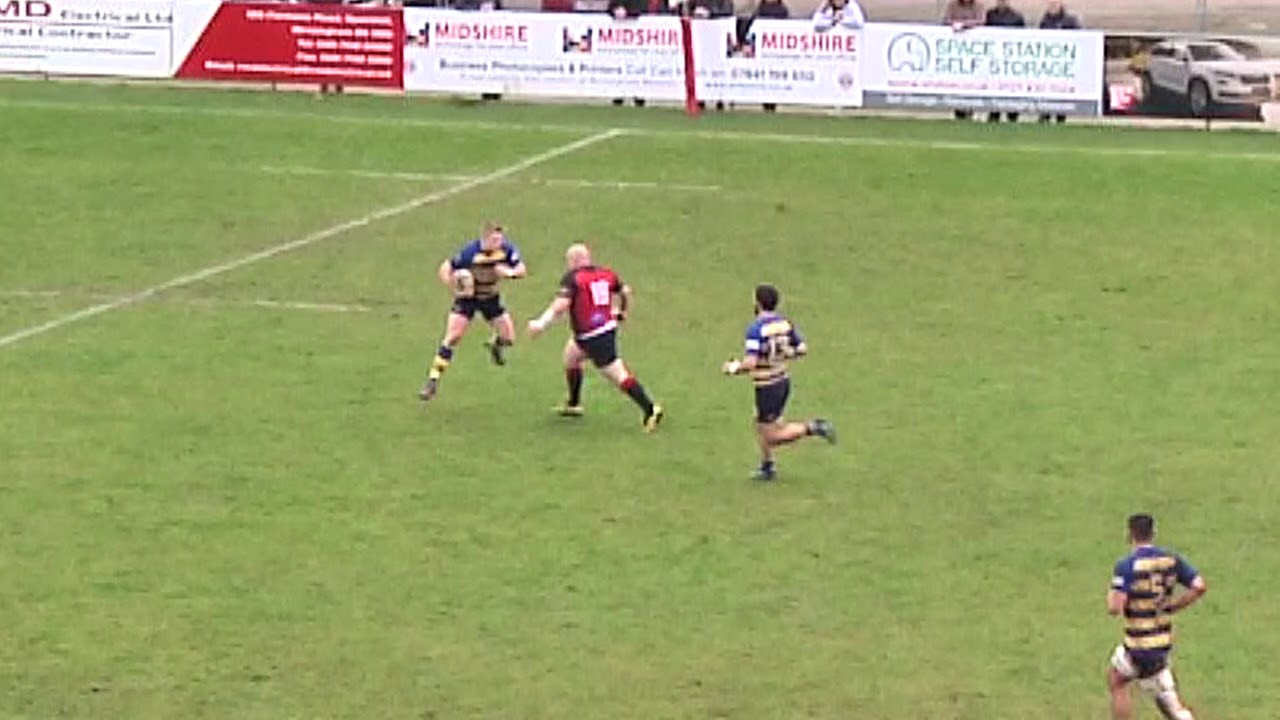 Adam Caves in full flight..... - YouTube