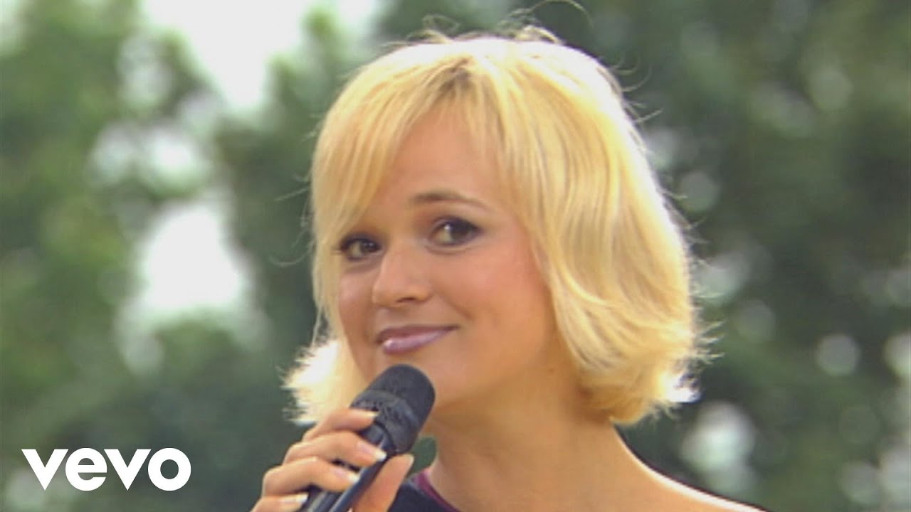 Simone Christ - 1.000 kleine Feuer (ZDF-Fernsehgarten 14.7.2002) (VOD ...