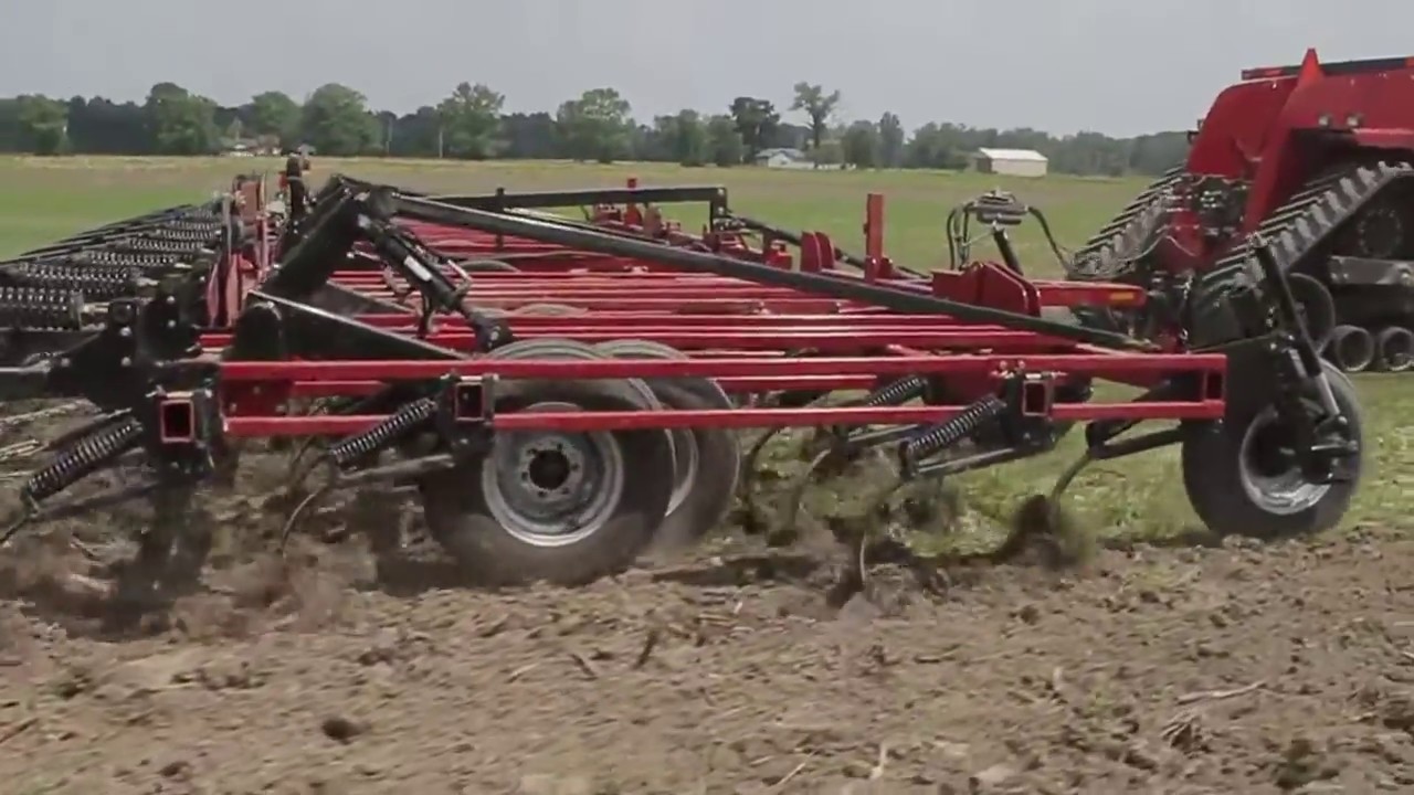 Case IH Flex-Till 600 Chisel Plow, Steiger 600 Quadtrac - YouTube