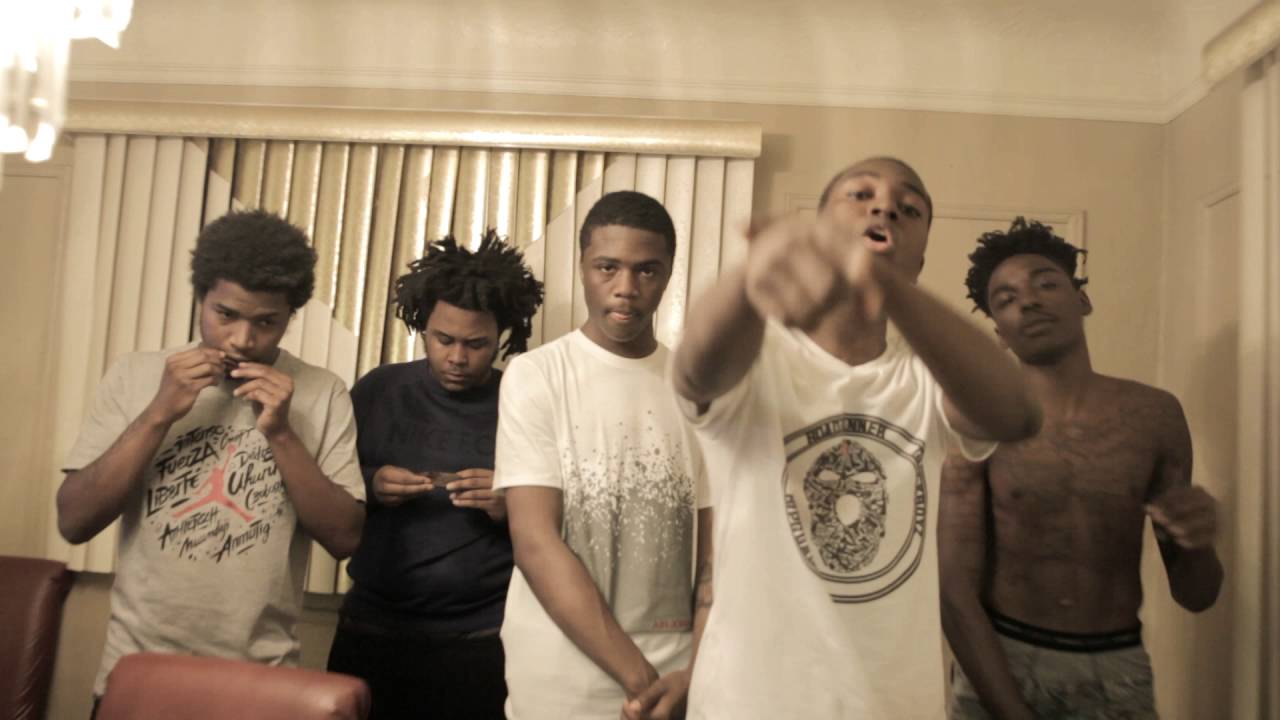 AlWoo - Apply pressure (Official Music Video) - YouTube