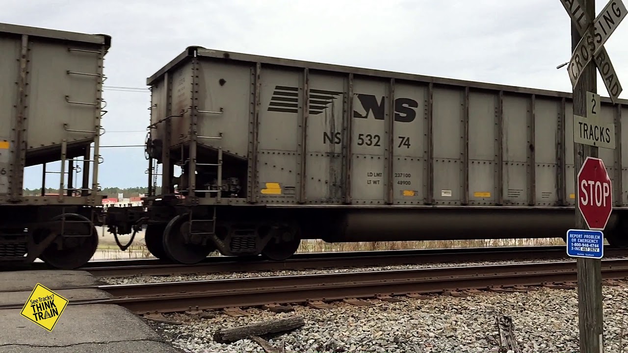 NS 4356 (GE AC44C6M) leads NS hopper train - YouTube