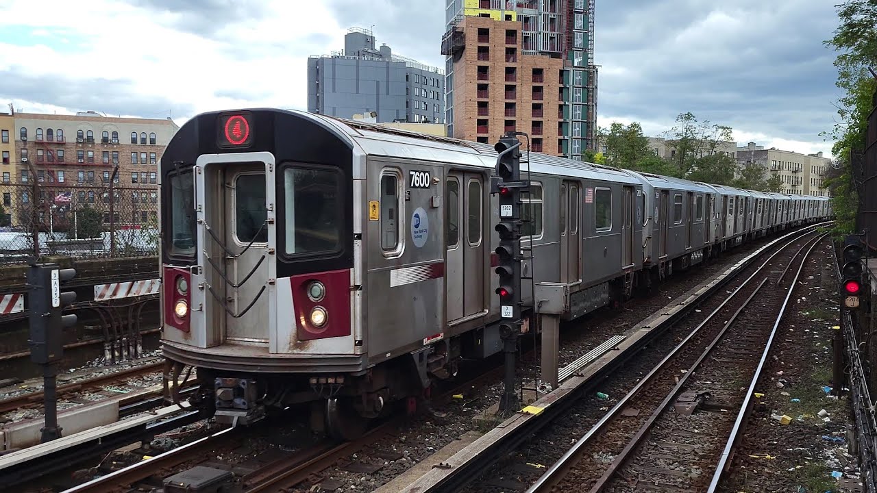 MTA New York City Subway: Woodlawn Bound R142A Train Bypassing Bedford ...