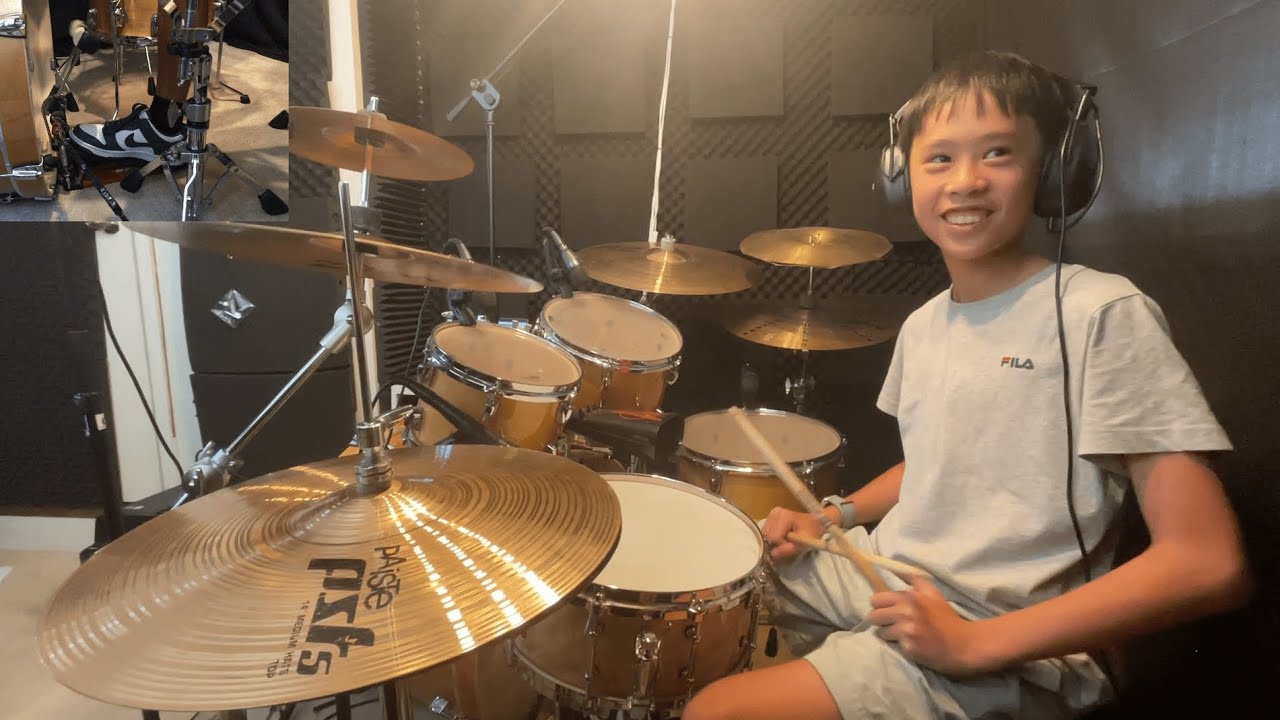 I played over the song "WATERWORKS" - BERNTH - YouTube