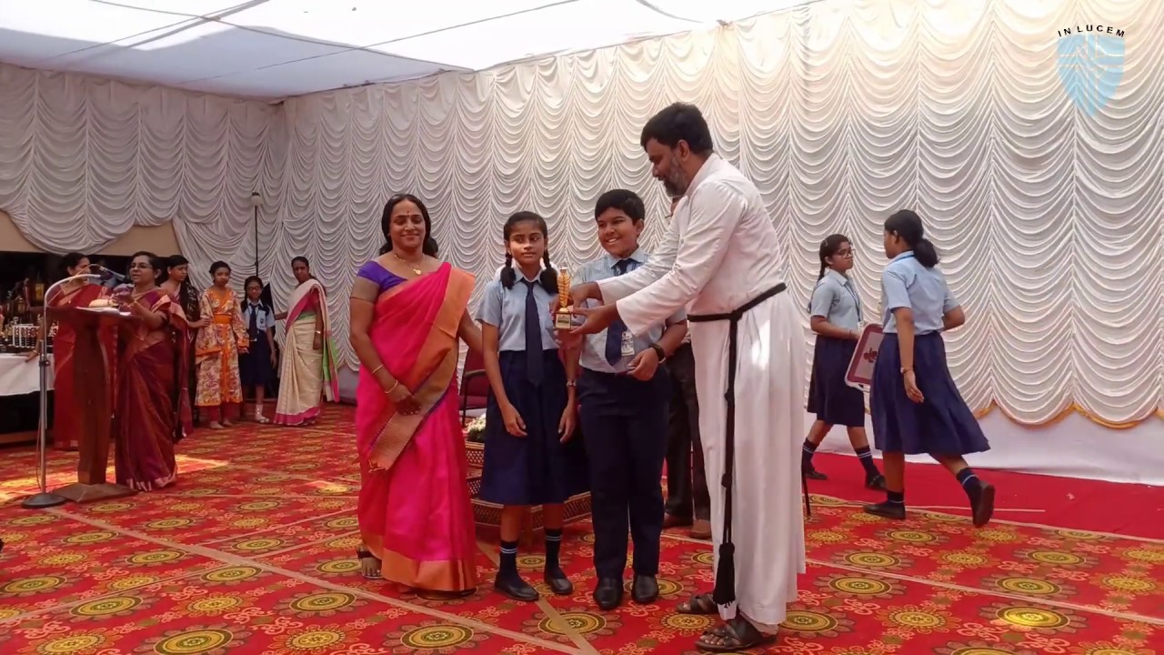 ANNUAL DAY AWARDS - YouTube