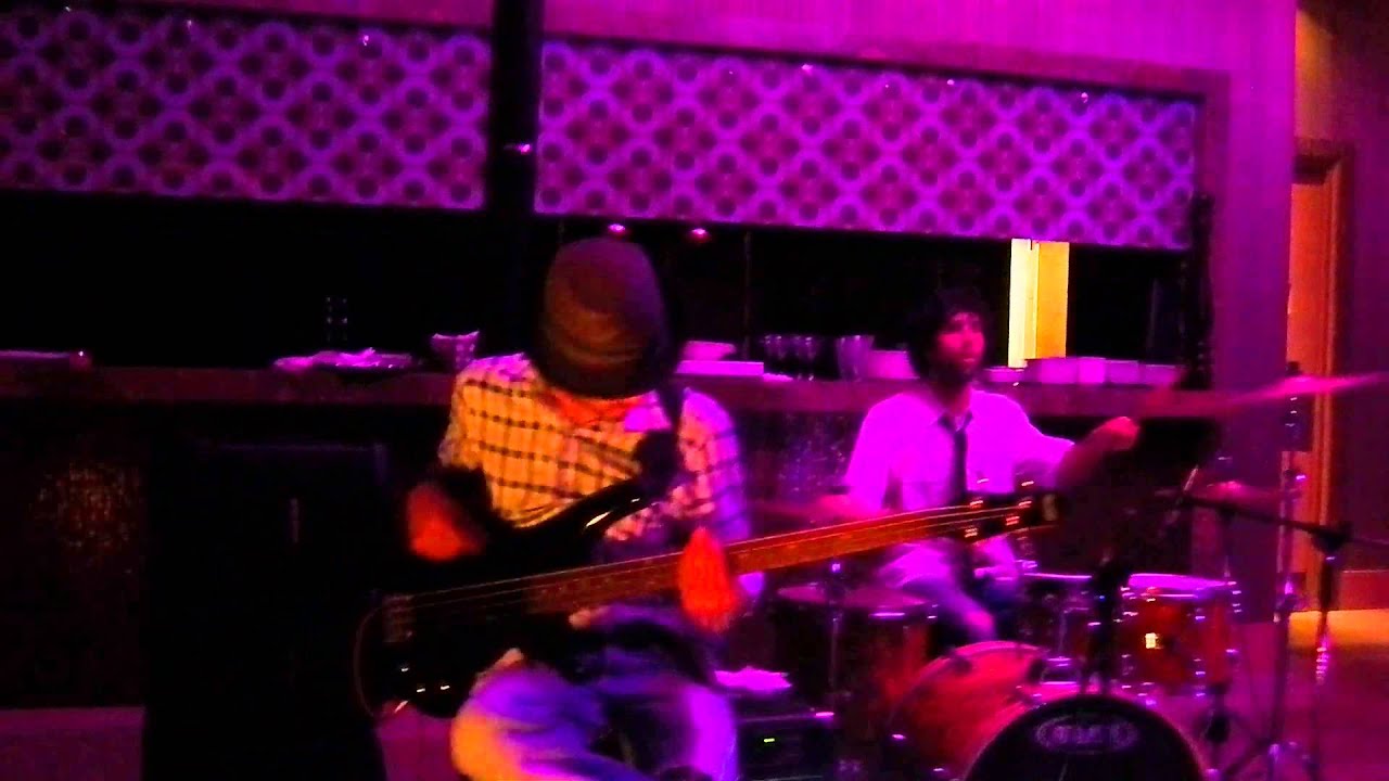 surprize band live - YouTube