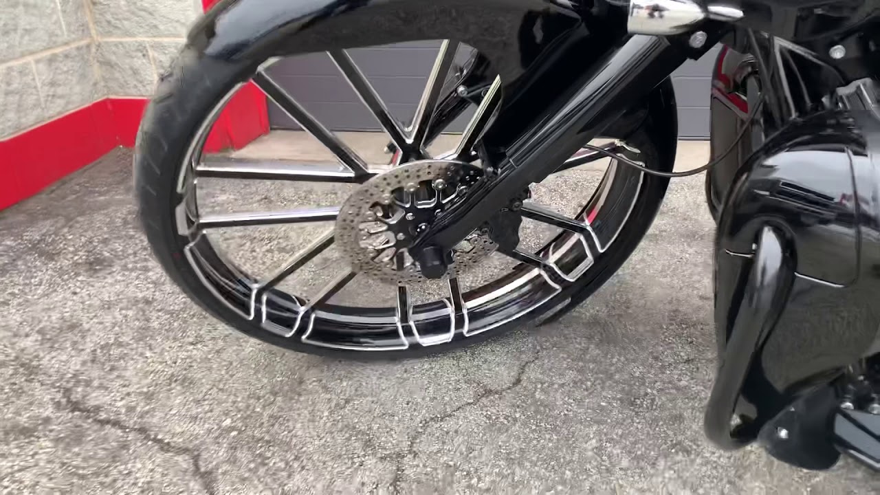 2013 Harley Davidson Road Glide with 30” rim for sale - YouTube
