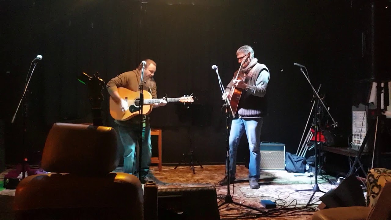 Danny Priestley and Peter Charlton-jones...the fast food song - YouTube